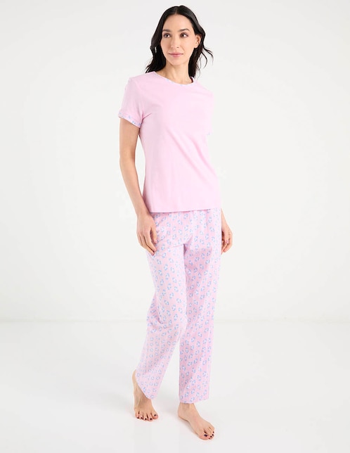 Conjunto pijama Weekend para mujer 1